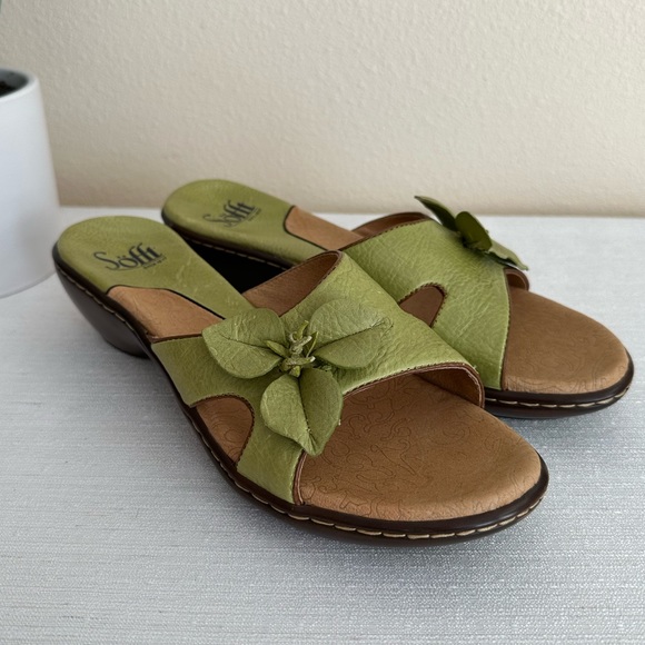 Sofft | Shoes | Sofft Green Leather Floral Low Wedge Comfort Slide ...